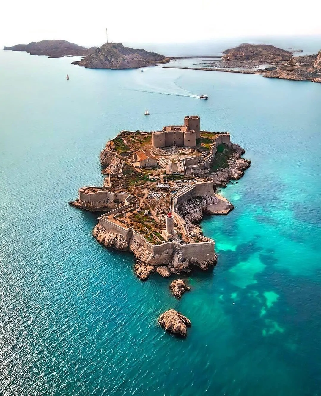 El castillo de If: historia, leyenda y panoramas en Marsella